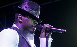 Ne-Yo gets $700,000 from concert promoter