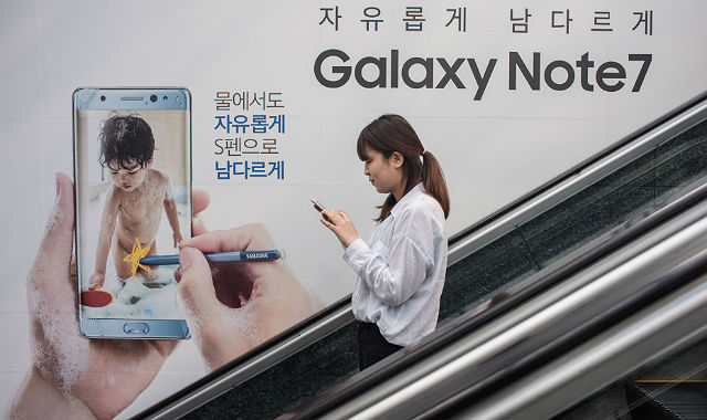 Samsung recall S7 Note Edge after reports of phone exploding