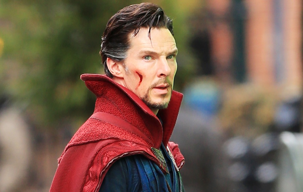 Watch Benedict Cumberbatch's Doctor Strange in new 'Thor: Ragnarok' trailer