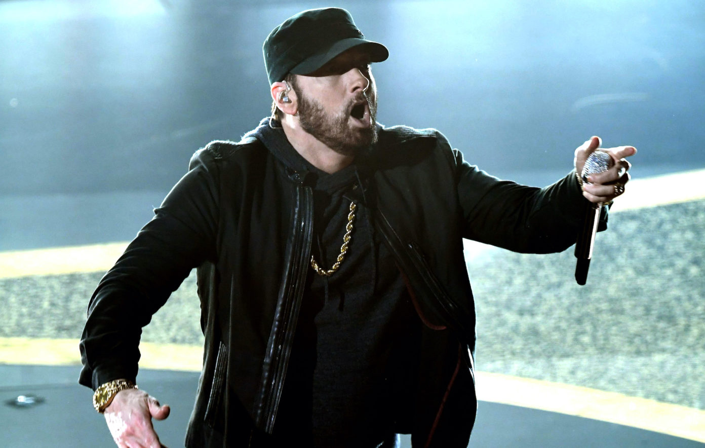 Eminem crowns the winner of the #GodzillaChallenge