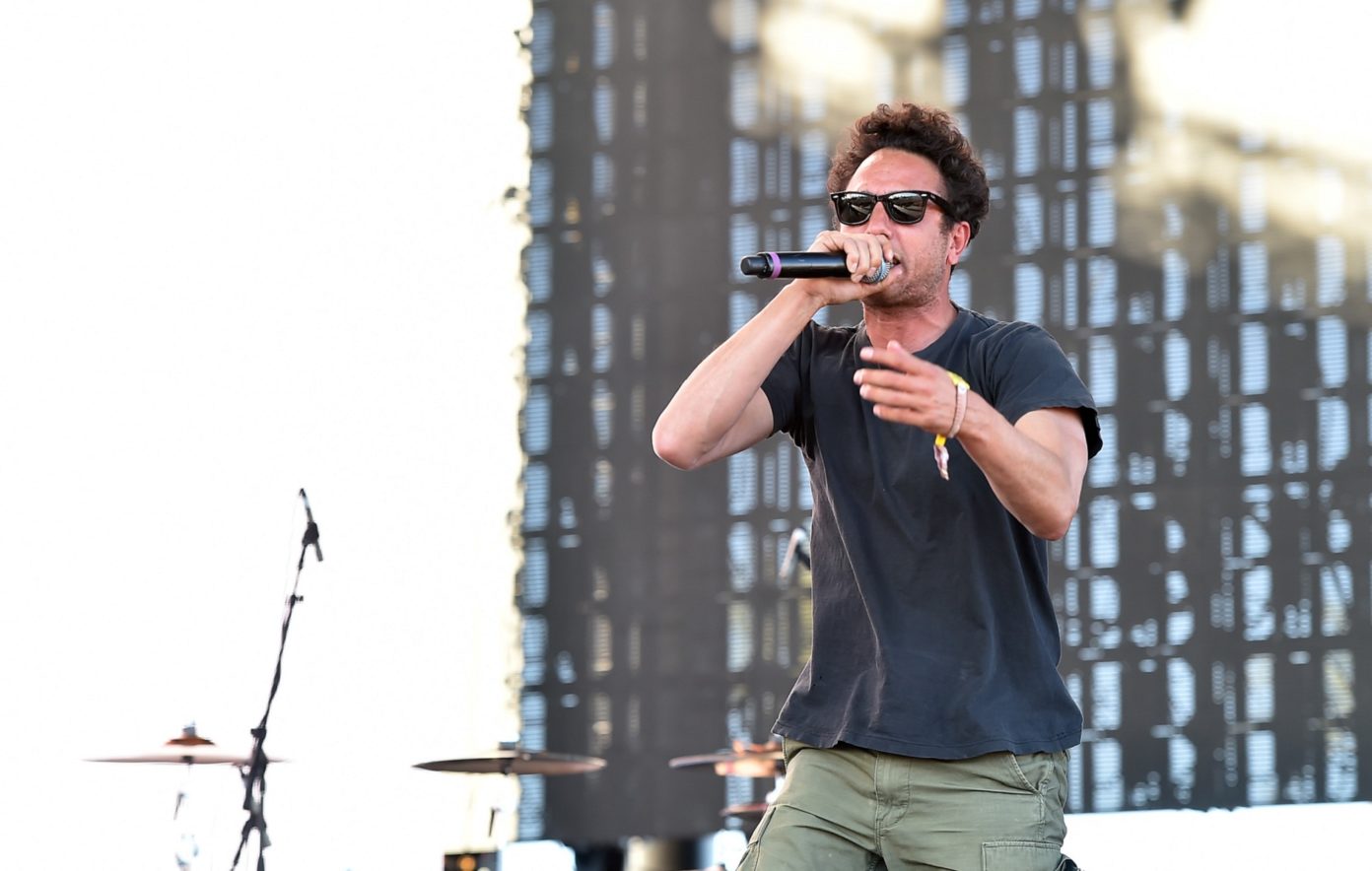 Watch Zack de la Rocha hit the gym to get in shape for RATM reunion shows