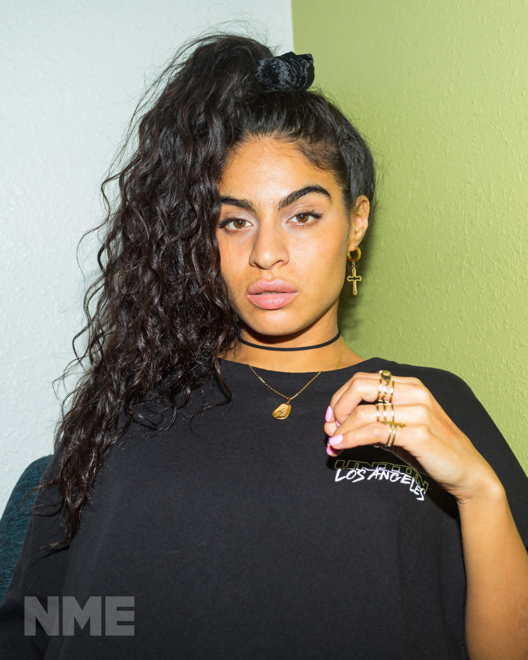 On The Cover – Jessie Reyez: “Death is a big part of who I am”
