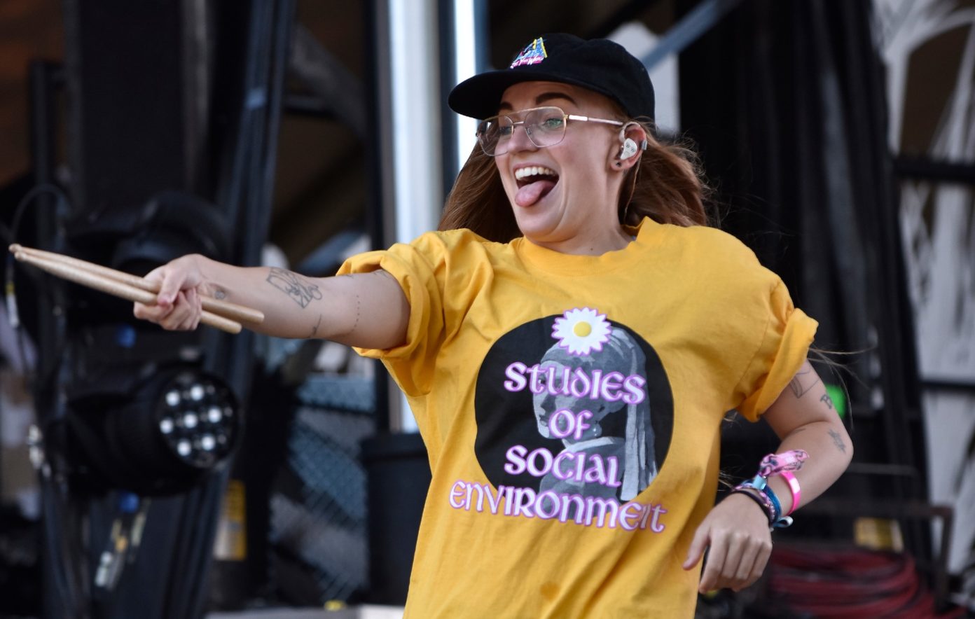 Watch G Flip perform new song 'Unapologetic'