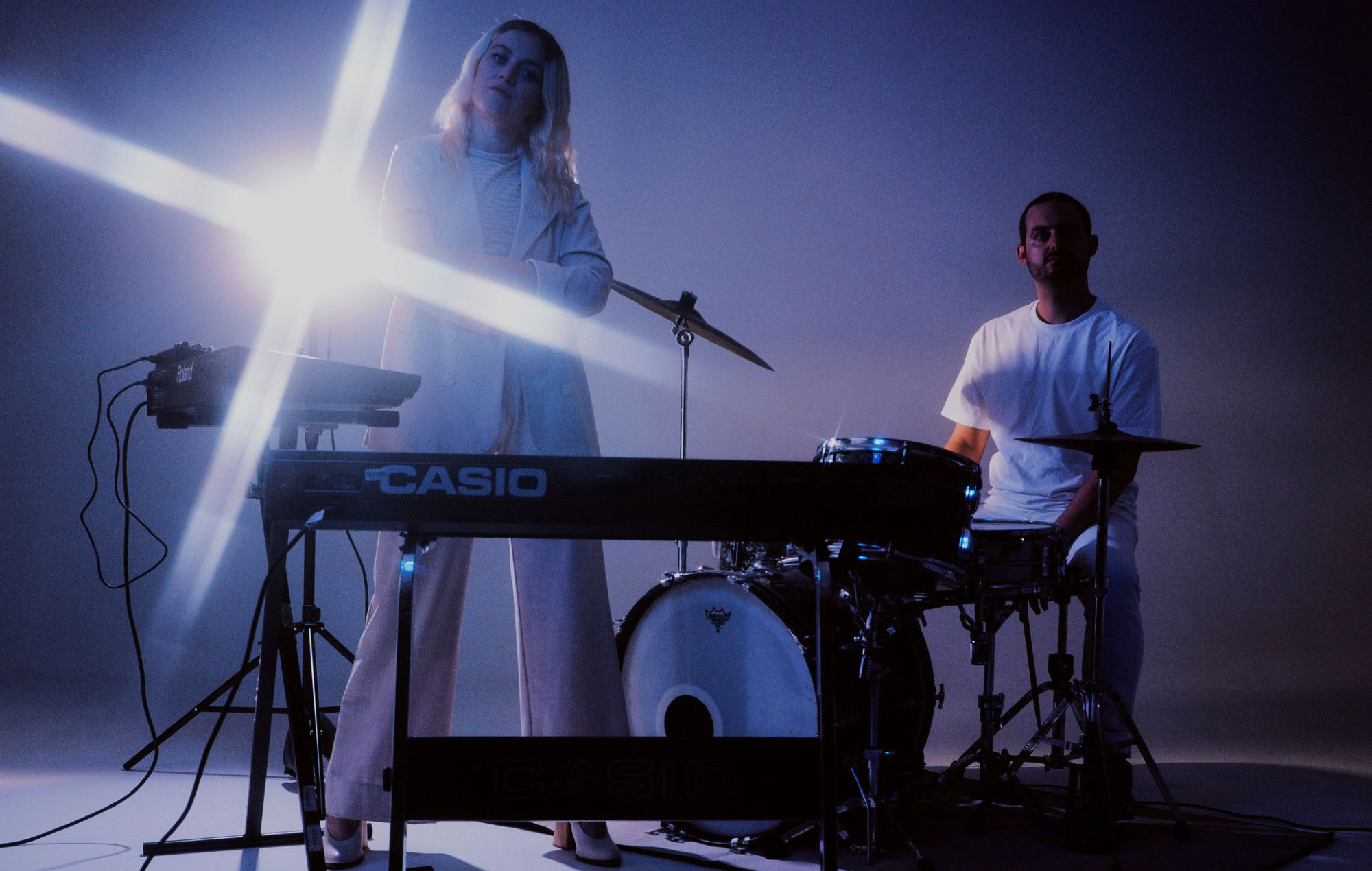 GL announce forthcoming album, share new single 'Pistachio'