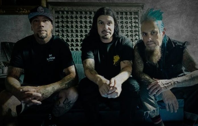 Korn bassist Fieldy's band Stillwell share video for 'Could've Sworn'