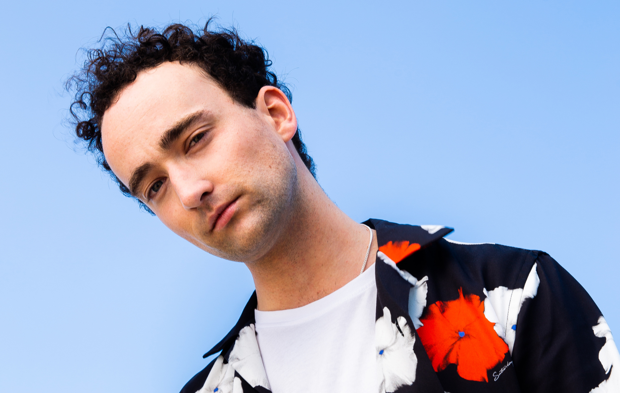 Wave Racer announces debut album 'To Stop From Falling Off the Earth'