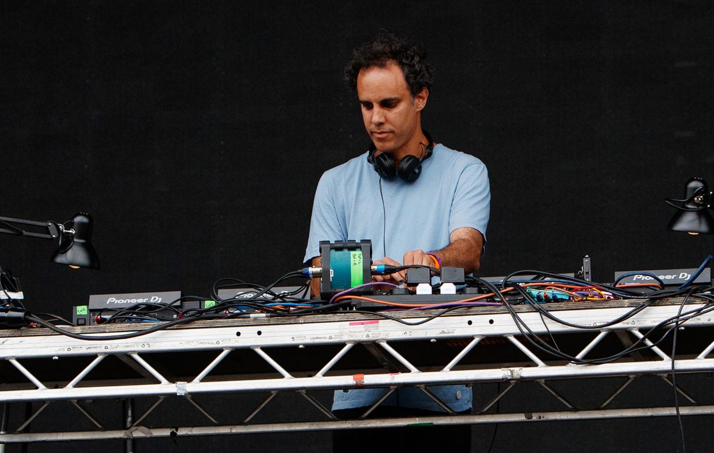 Four Tet digitally re-releases Burial collabs from 10 years ago