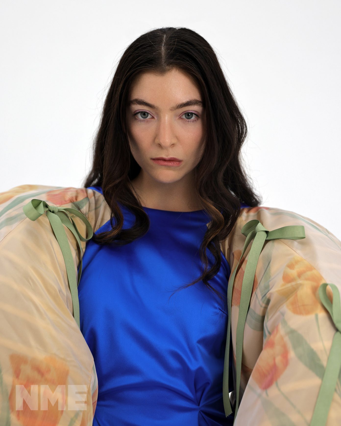 On The Cover – Lorde: “I feel like I can see my world and myself a lot ...