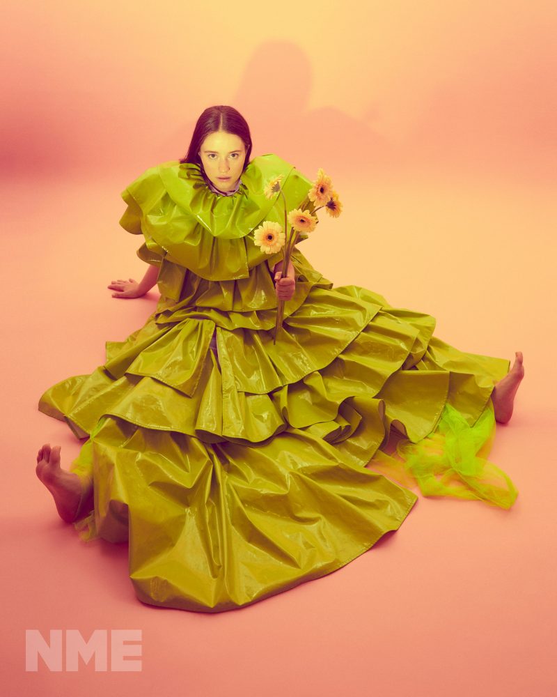 On The Cover – Sigrid: “There’s a part of me that comes out when I play ...