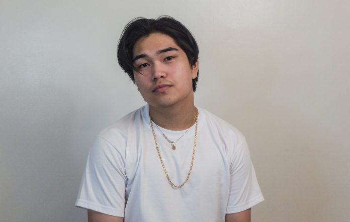 Listen to Filipino singer-songwriter Recio's latest EP, 'How Does It Feel'