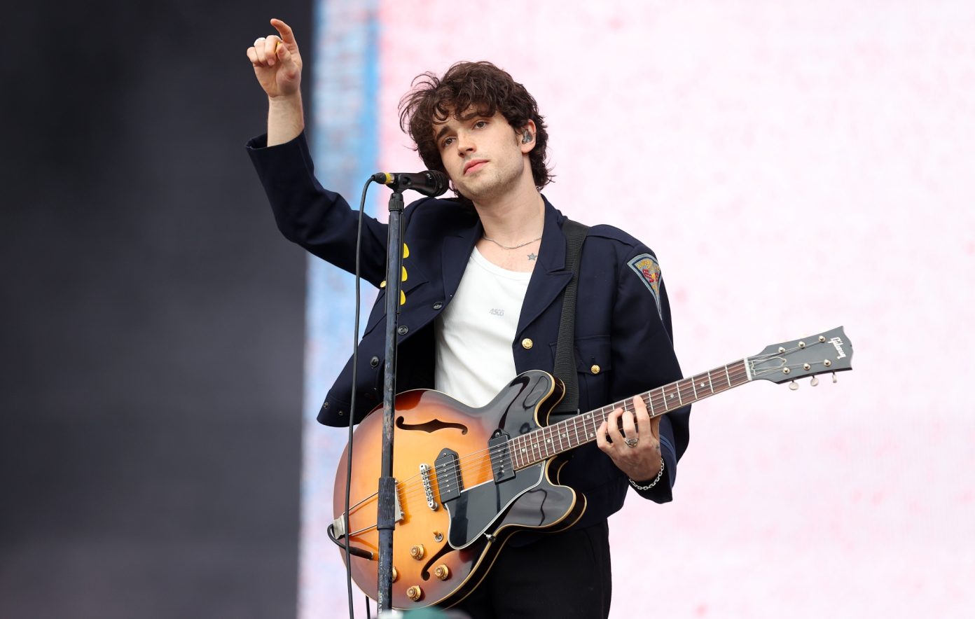 Watch Inhaler work on new music for their second album