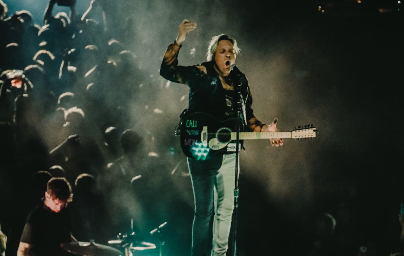 Canadian radio stations pull Arcade Fire from air