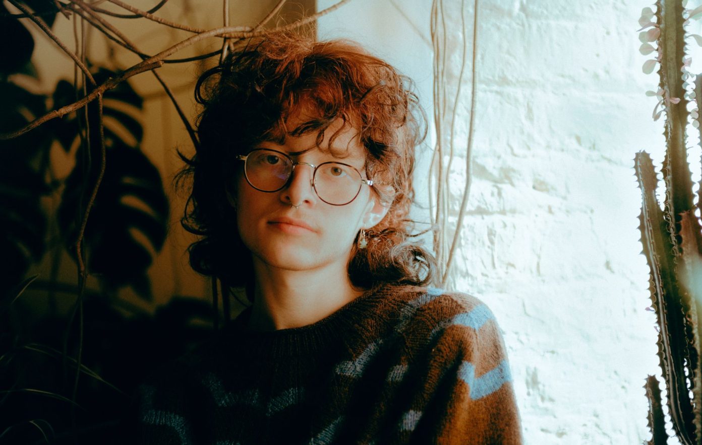 Cavetown announces new album 'Worm Food' with single '1994'
