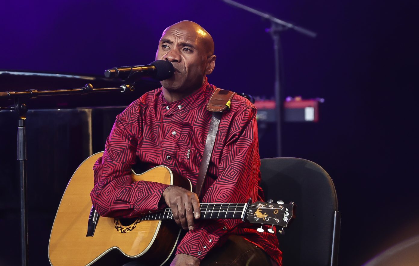 Briggs, Paul Kelly and more pay tribute at Archie Roach state memorial