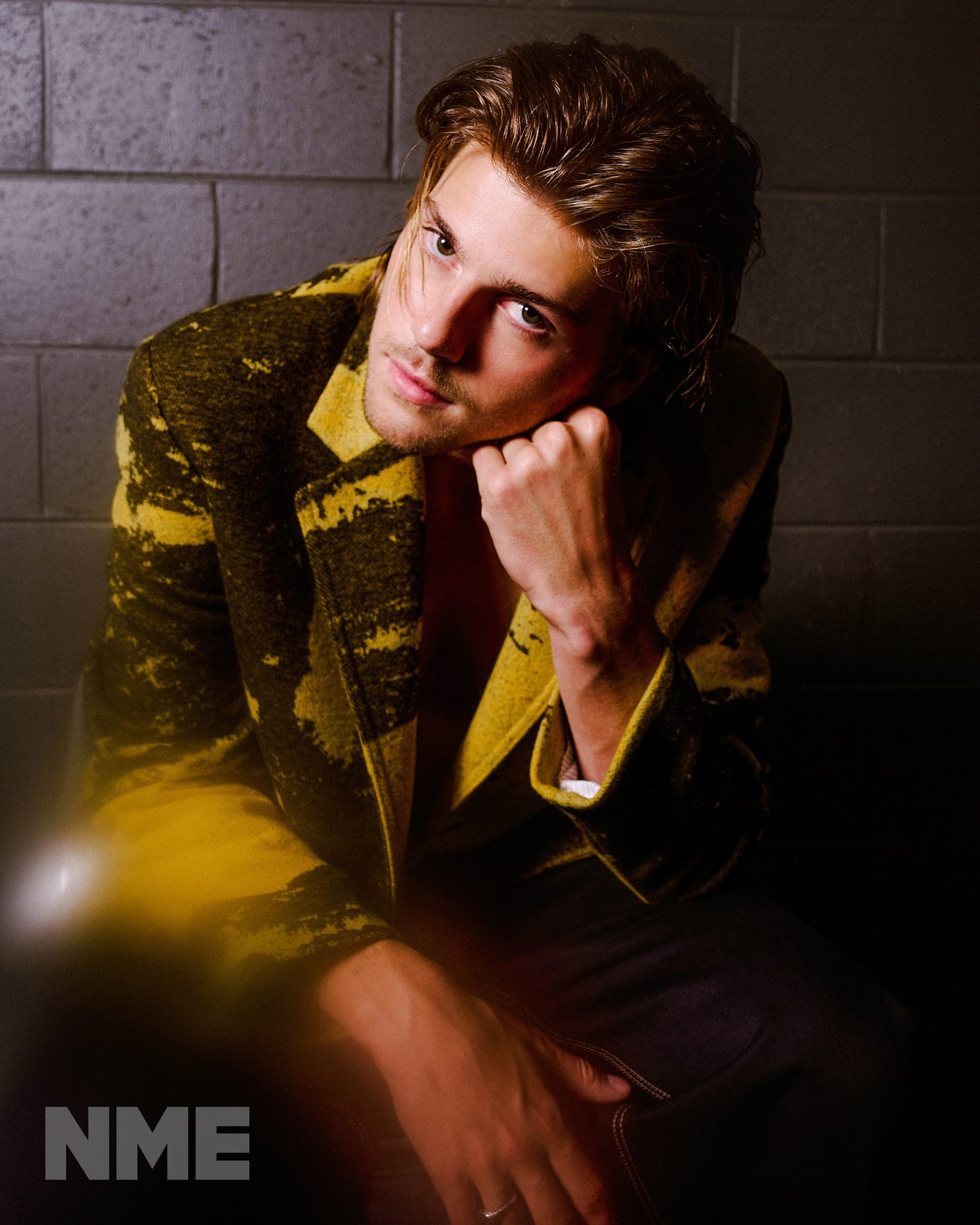 Ruel talks debut album '4th Wall' on set with NME