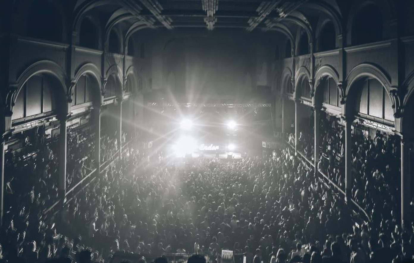 Watch 'In The Que', a new documentary on the legendary Birmingham venue