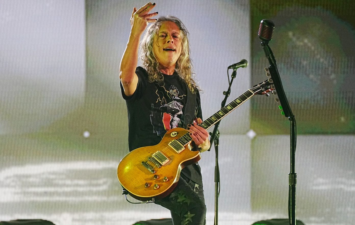 Metallica’s Kirk Hammett recreates “Greeny” Les Paul with Gibson