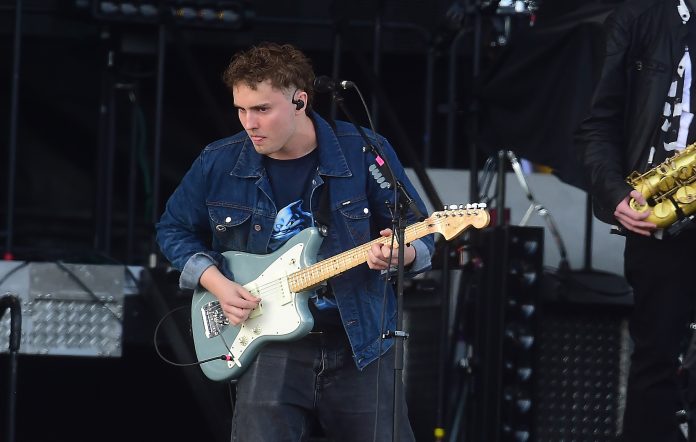 Sam Fender kicks off Newcastle double-header with Bruce Springsteen cover