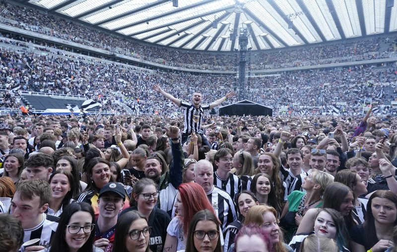 Sam Fender live in Newcastle: a star-studded Toon celebration