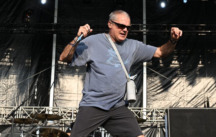 Descendents frontman Milo Aukerman suffers "mild heart attack"