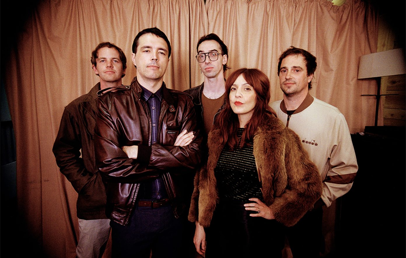 Screensaver – ‘Decent Shapes’: synth-punk with subtle contrasts