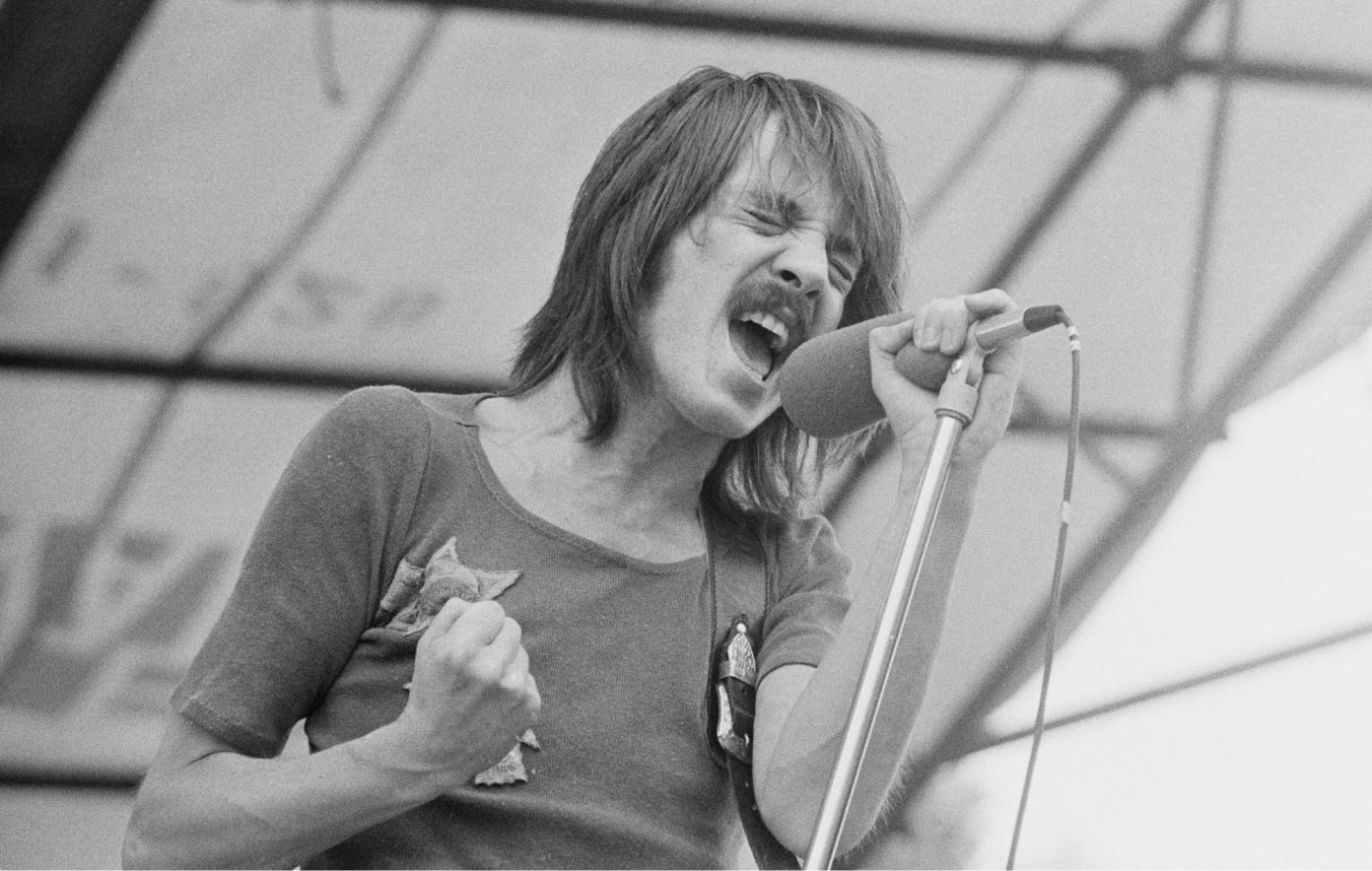 Robert Plant and David Gilmour lend support to Steve Marriott’s children in battle over AI music ...