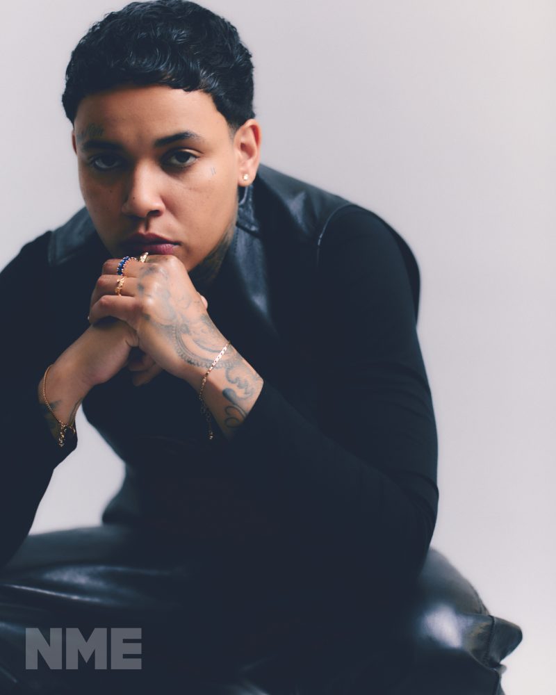 R&B’s sultry new star Kwn just wants to feel good | The Cover | NME.com