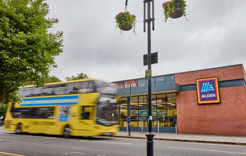 Oasis reunion: Manchester Aldi store to keep "Aldeh" name for "long haul"