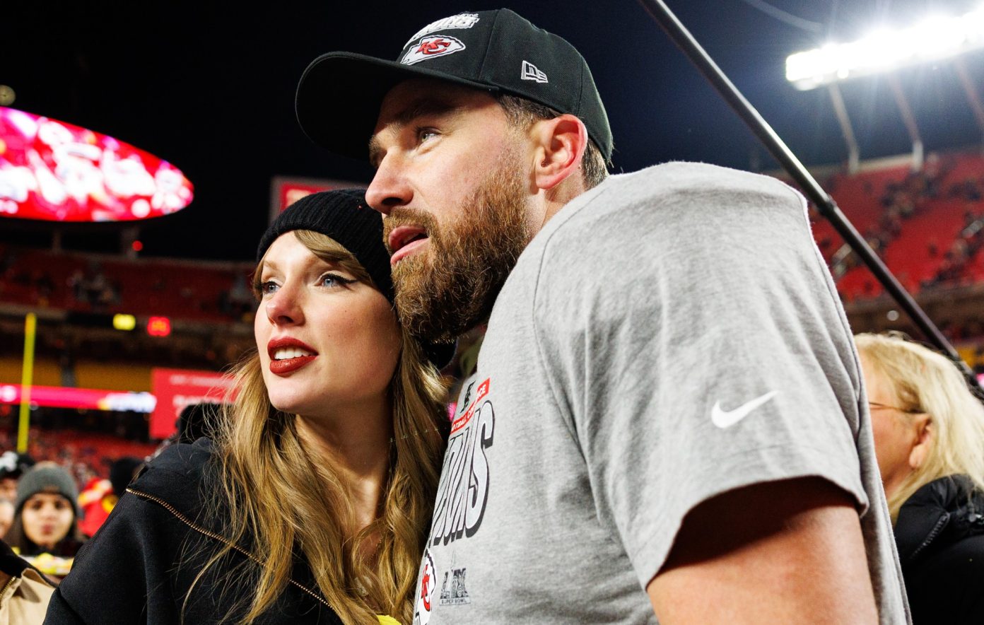 Travis Kelce reacts to Taylor Swift's innuendo-filled song 'Wood'